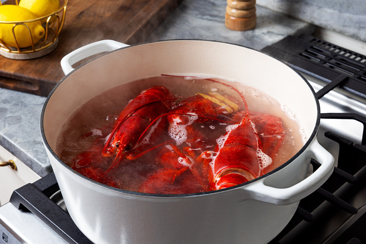 Learn How to Cook Live Lobsters at Home | Maine Lobster Now